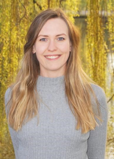 Jana-Kim Buschmann - Universität Bielefeld